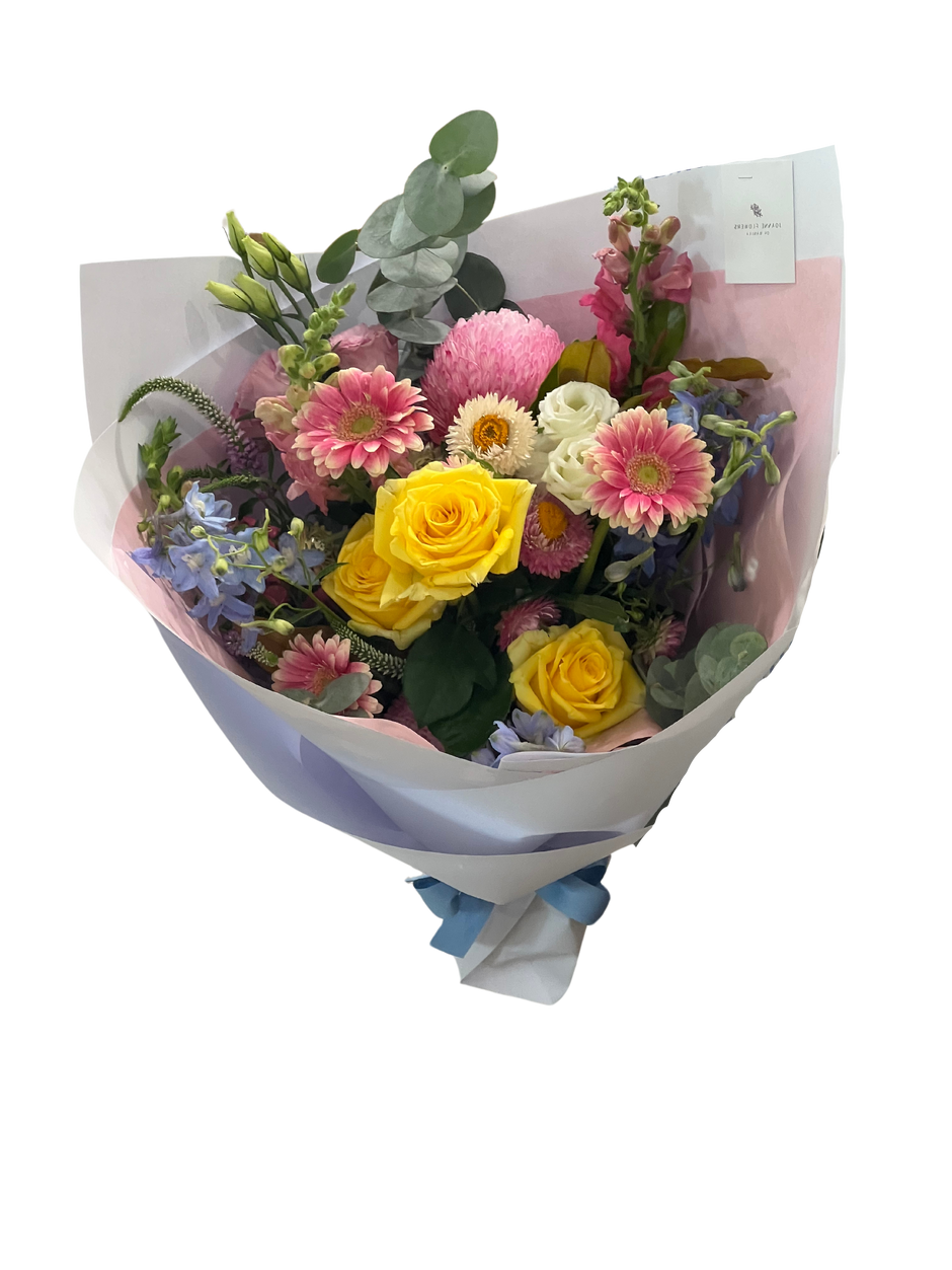 Joanne Flowers of Manuka, Canberra Florist | Same day delivery